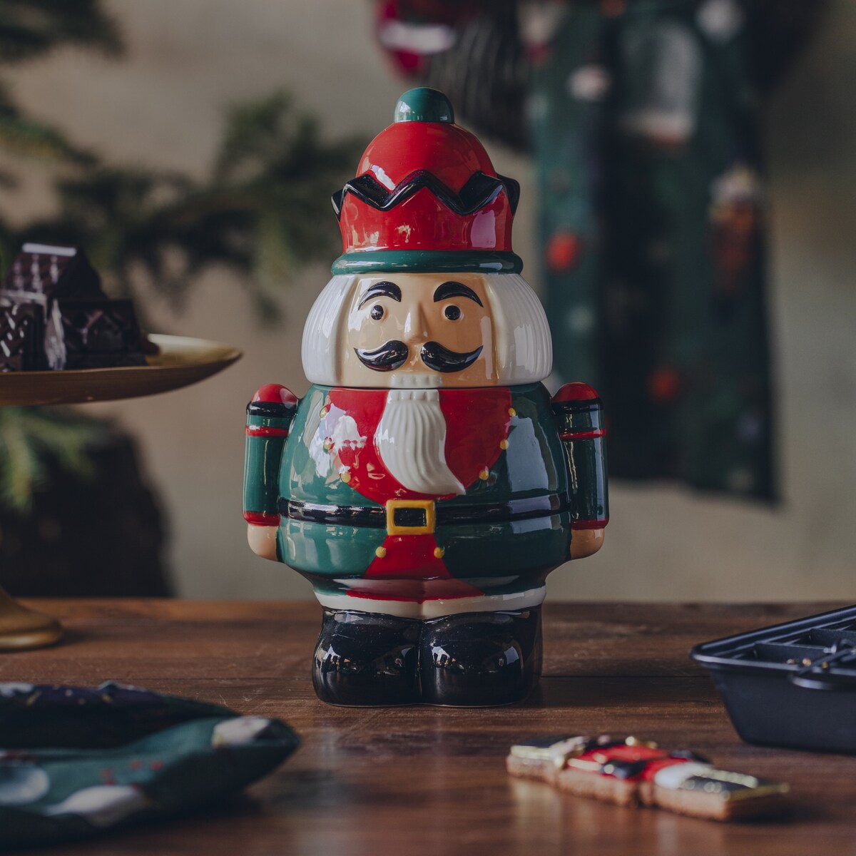 Container Nutcracker | home&you