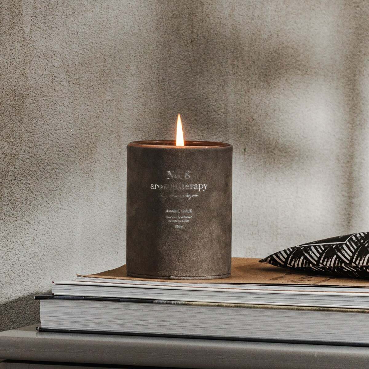 Świeca Zapachowa Suedy | home-you.com