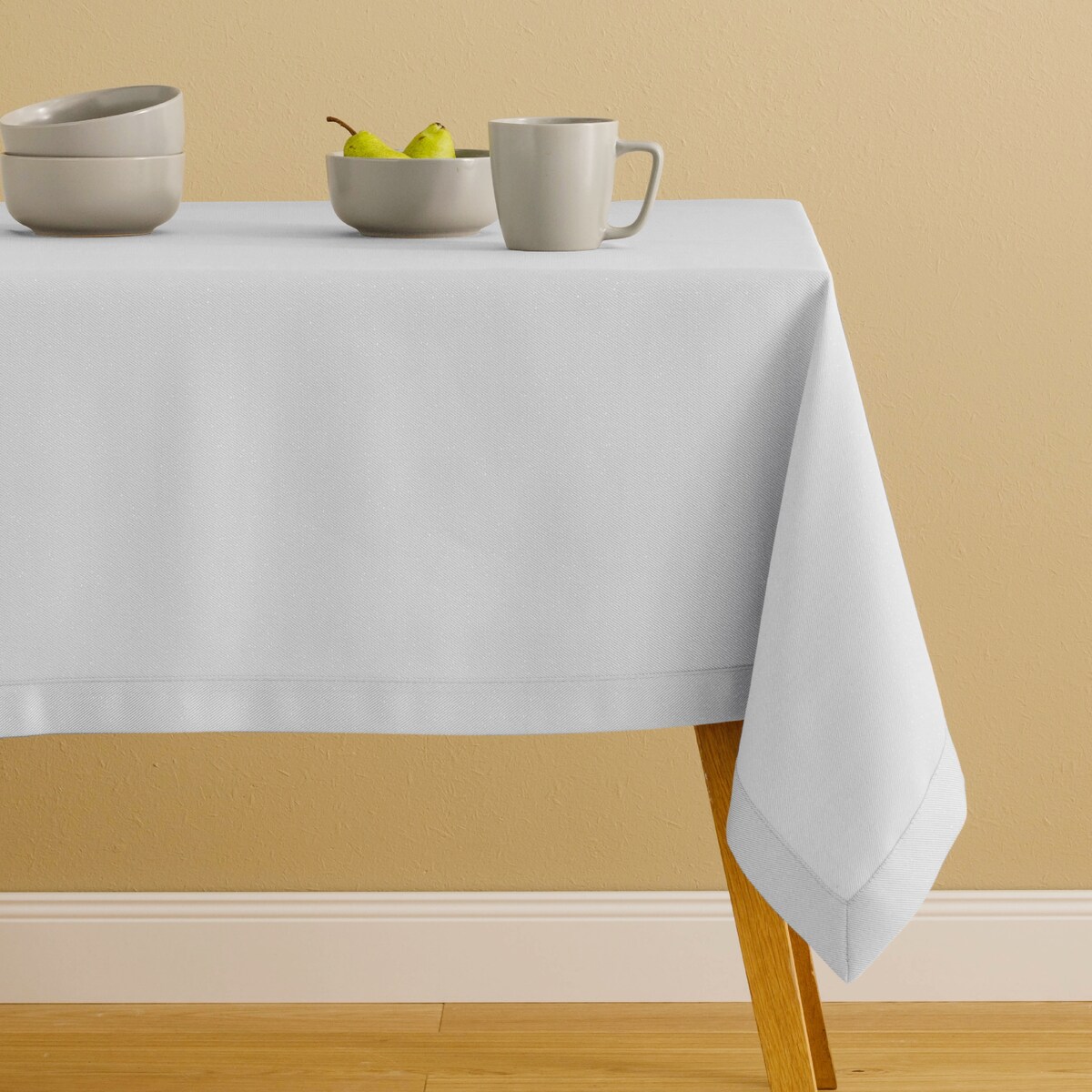 Obrus Jednobarwny Sausa | home&you