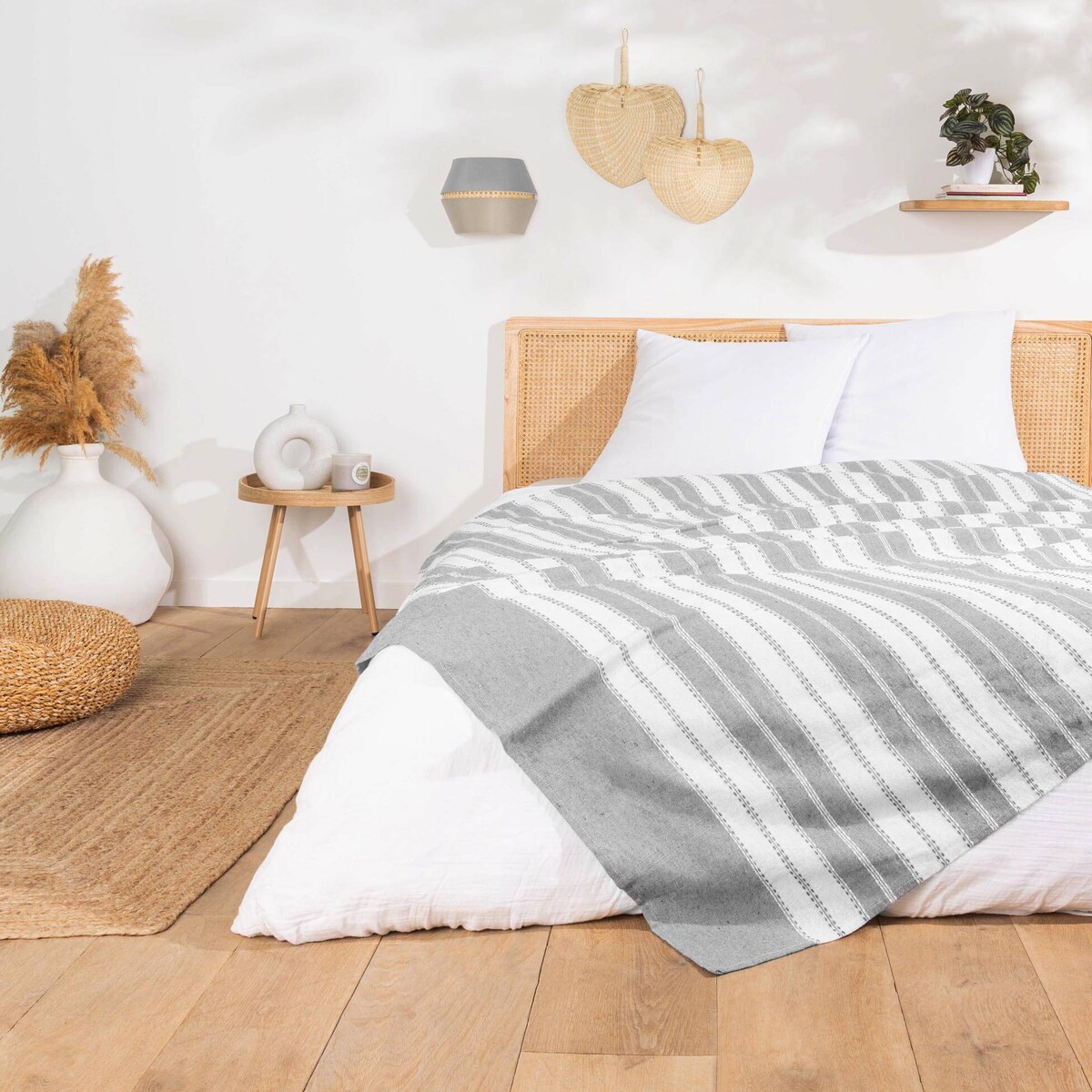 Żakardowa narzuta w pasy ABBY, 180 x 220 cm | home&you