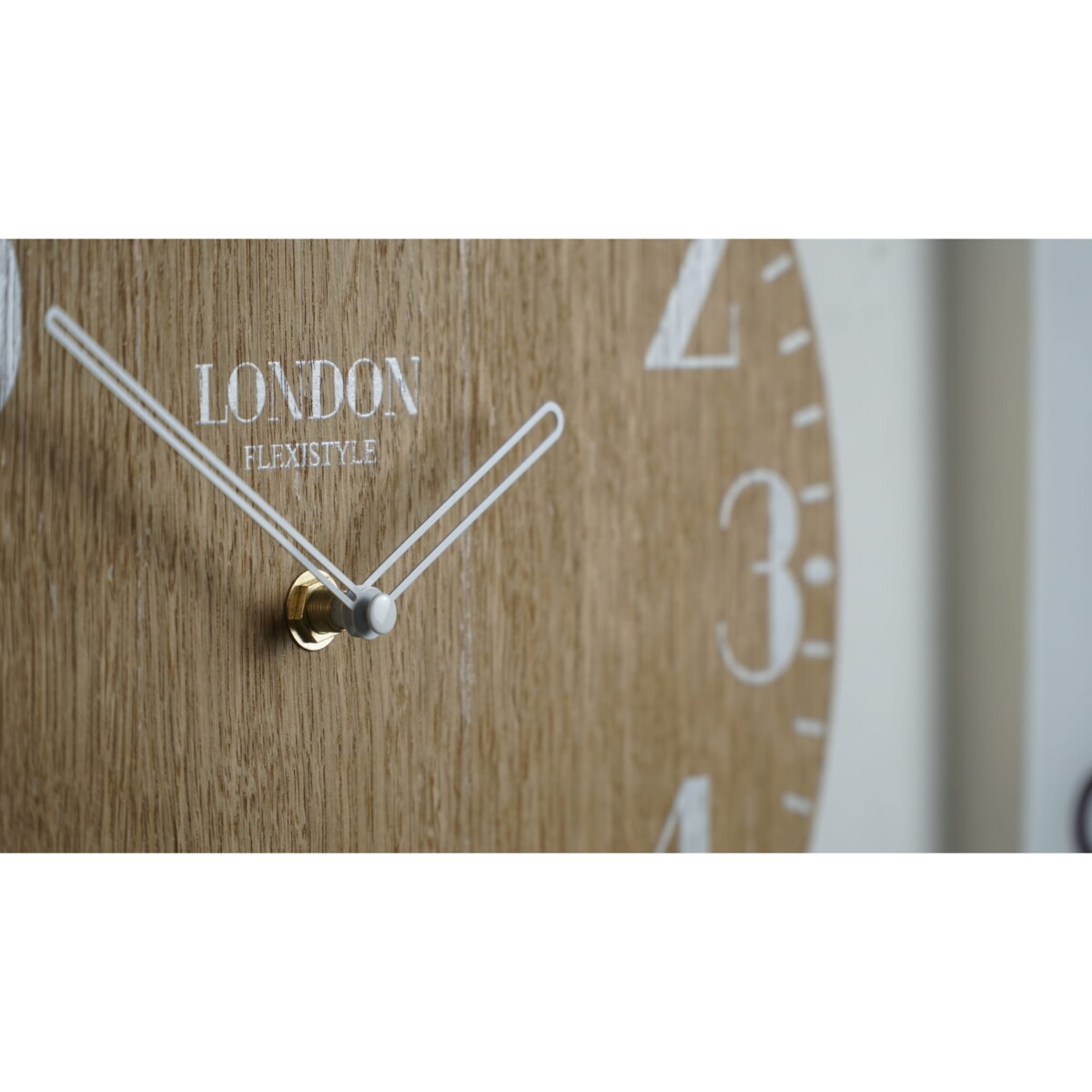 Zegar ścienny do salonu Londyn Retro Wood 30cm | home&you