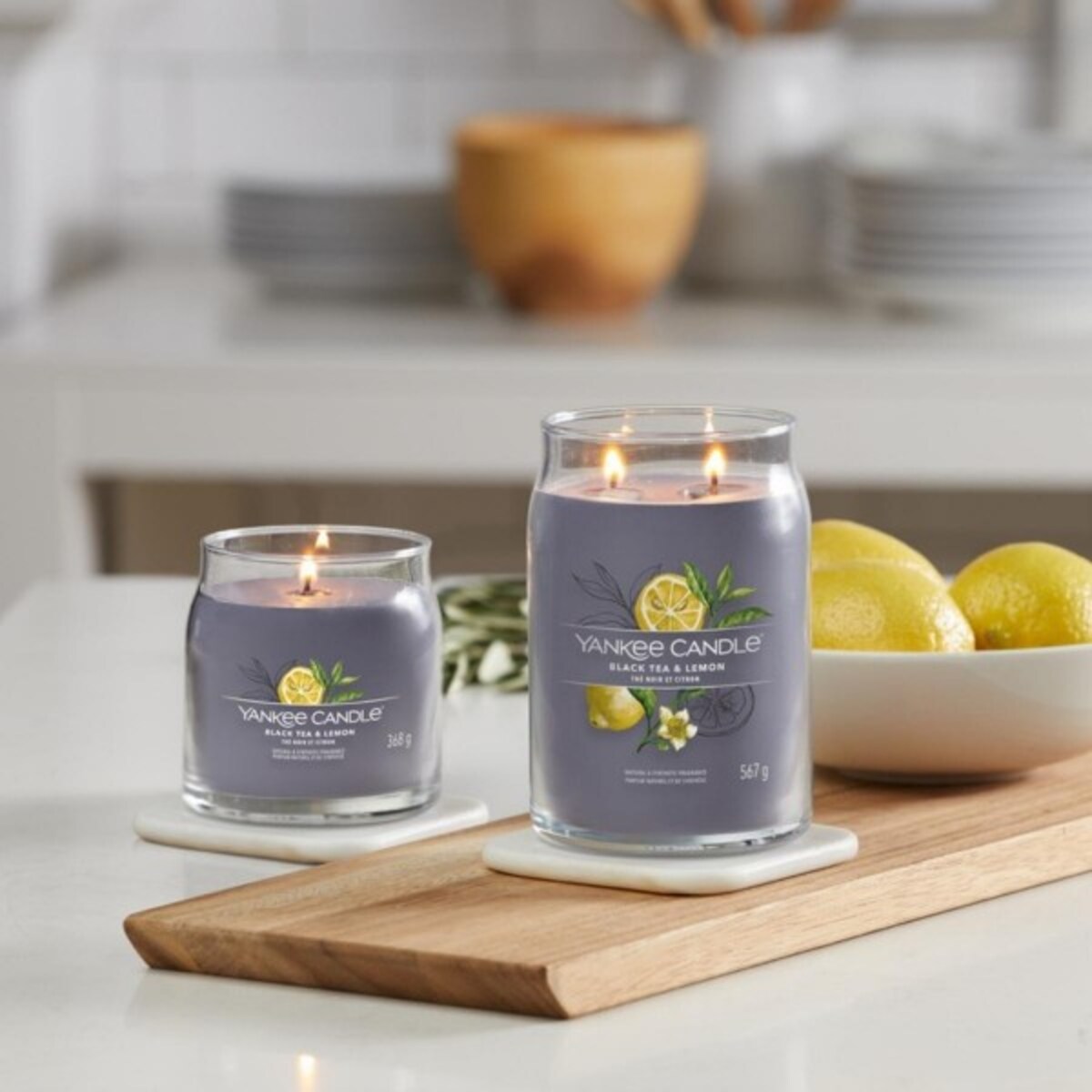 YC SIGNATURE – Świeca duża BLACK TEA & LEMON | home&you