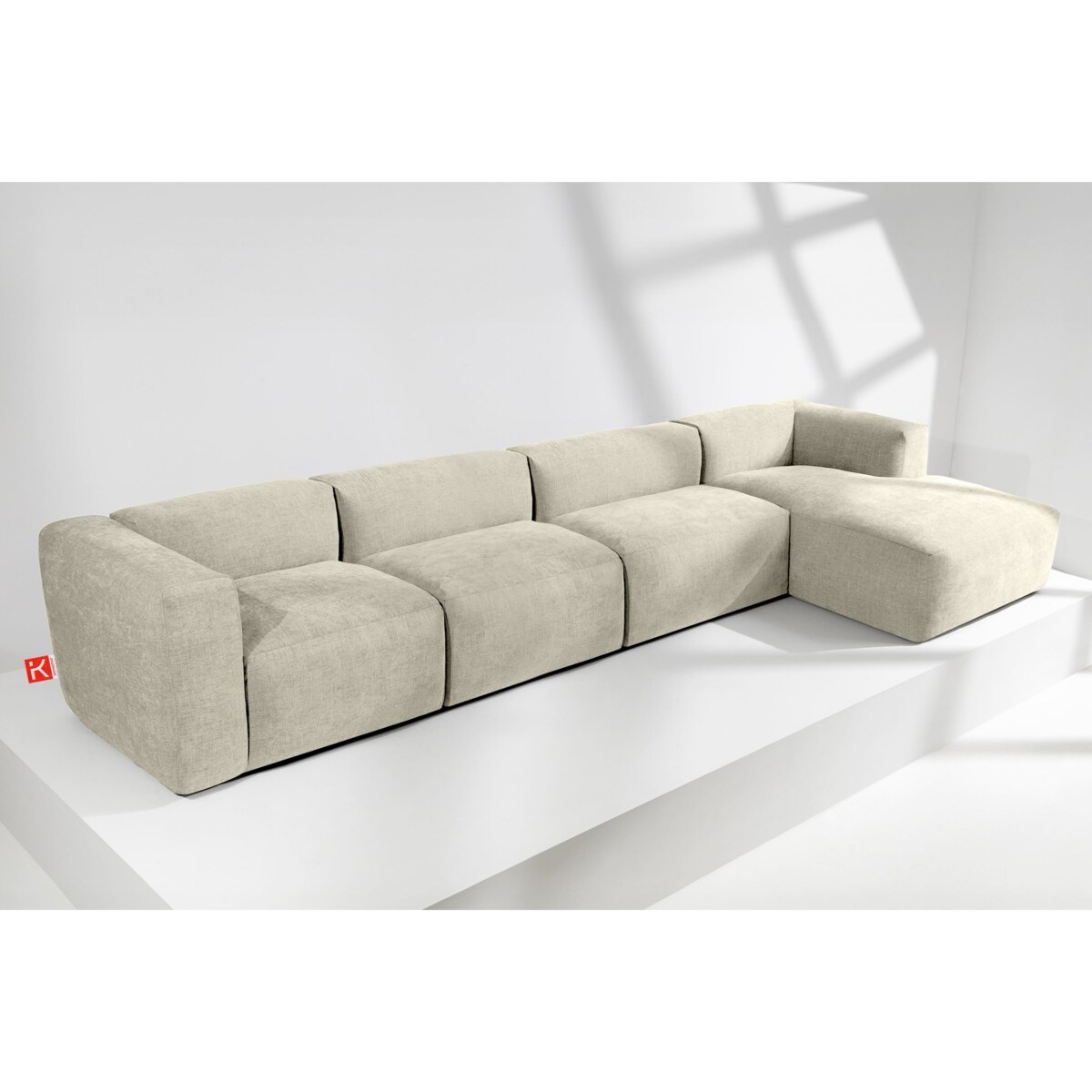 KONSIMO BUFFO Sofa narożna prawa 6-osobowa z wyjątkowo miękkim siedziskiem, kolor ecru